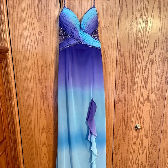 Riva Designs | Dresses | Riva Design Prom Dress | Poshmark